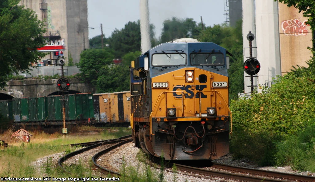 CSX 5331 on Q438